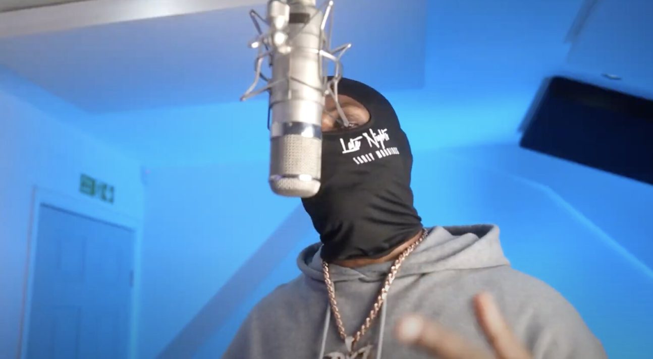 RV Joins Fumez The Engineer for New ‘Plugged In’ Freestyle | HWING