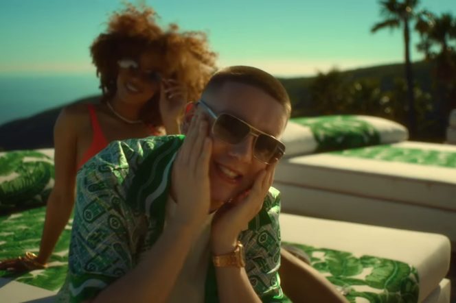 Davido “Fall” Video | HWING