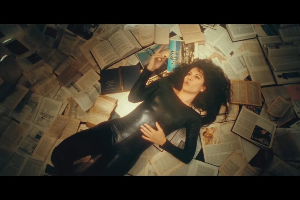 Common, Gregory Porter & Keyon Harrold - Running (Refugee Song) | HWING