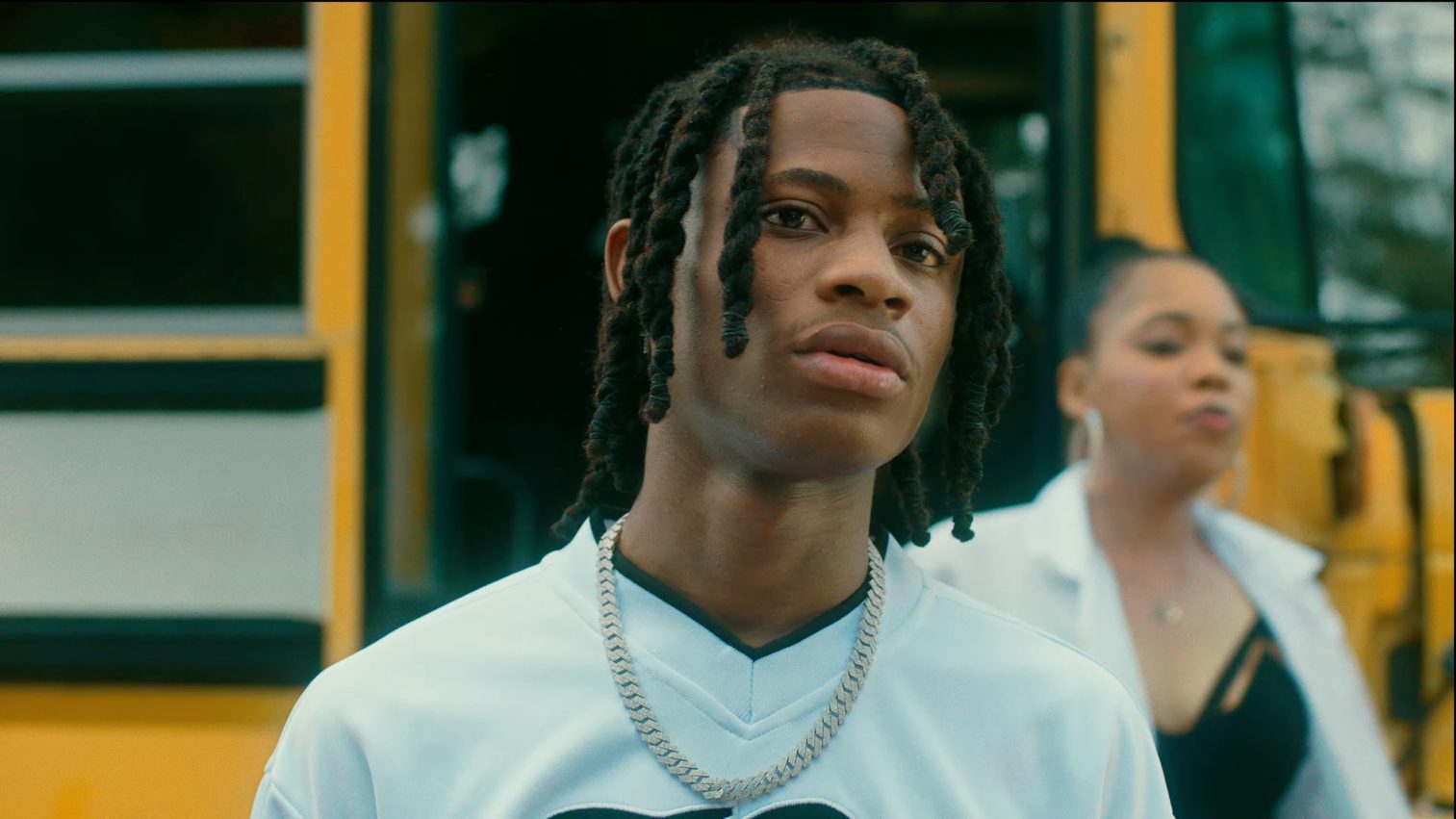 Khaid Releases New Video for "Jolie" | HWING