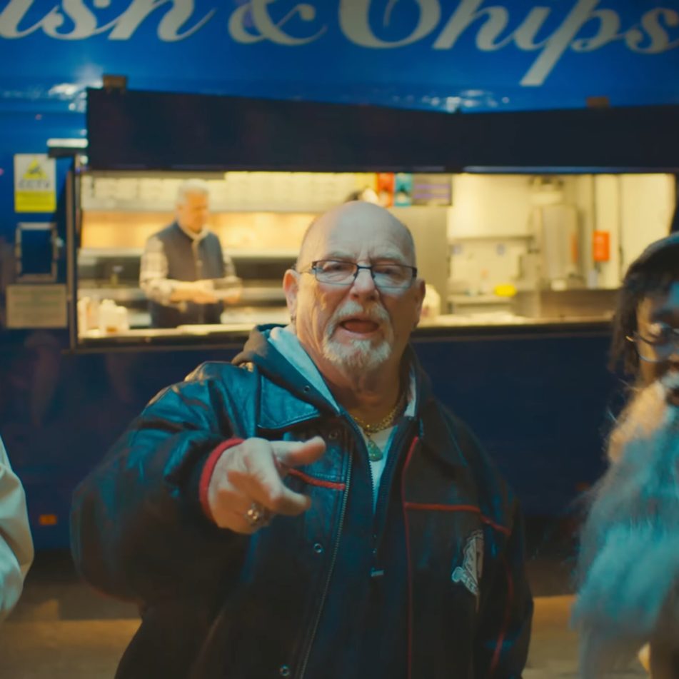 Kitschkreig Releases "More Than That" Single Feat. SwitchOTR - HWING