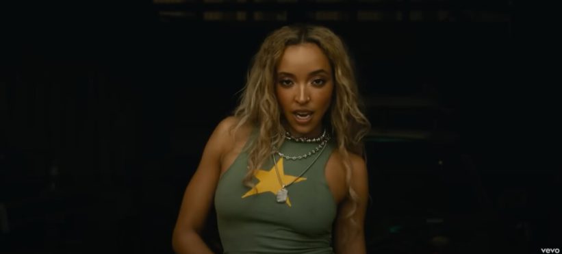 Tinashe Unleashes Seductive Vibes in New Single "Nasty" - HWING