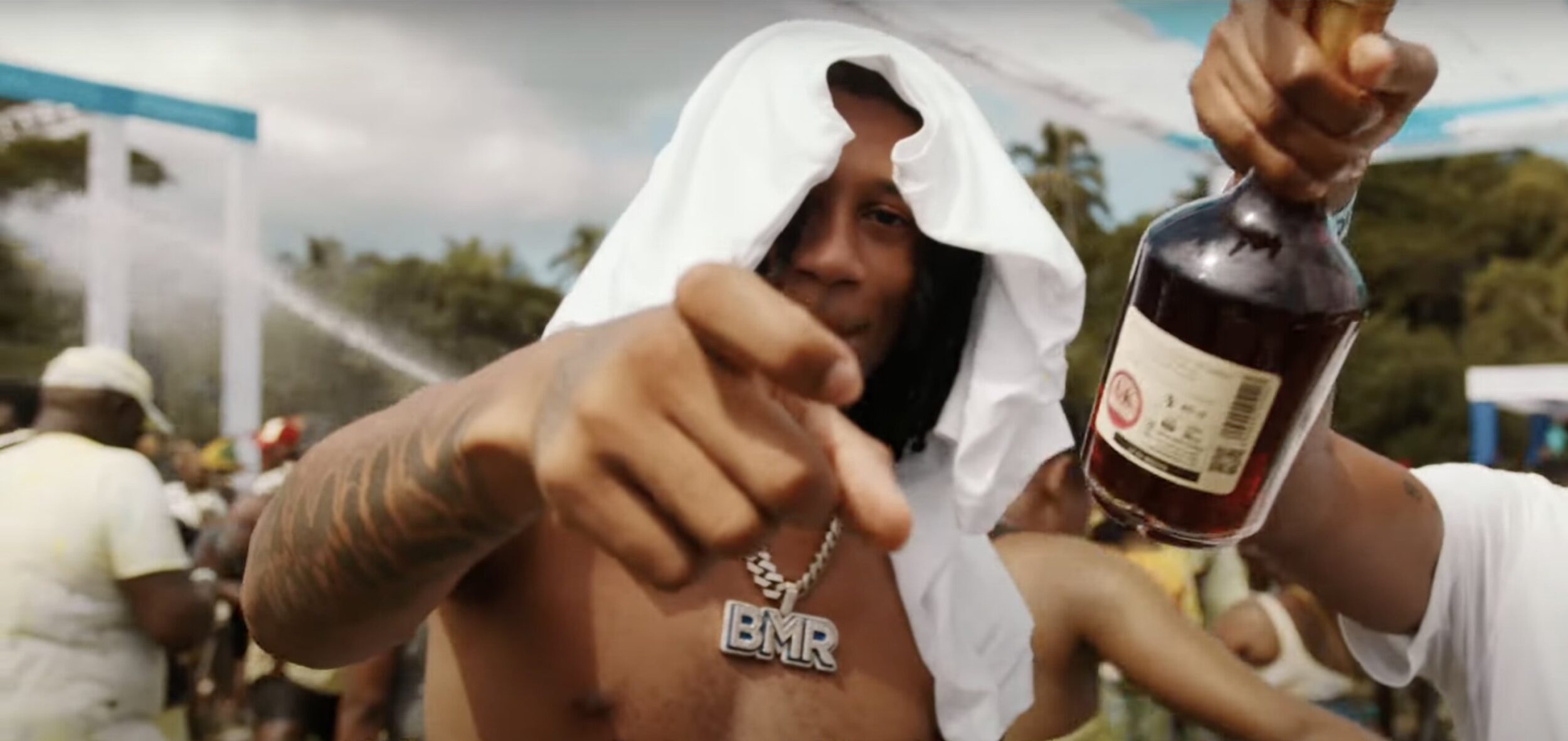 Digga D Shares New Video for “Life of a Real G” Freestyle - HWING